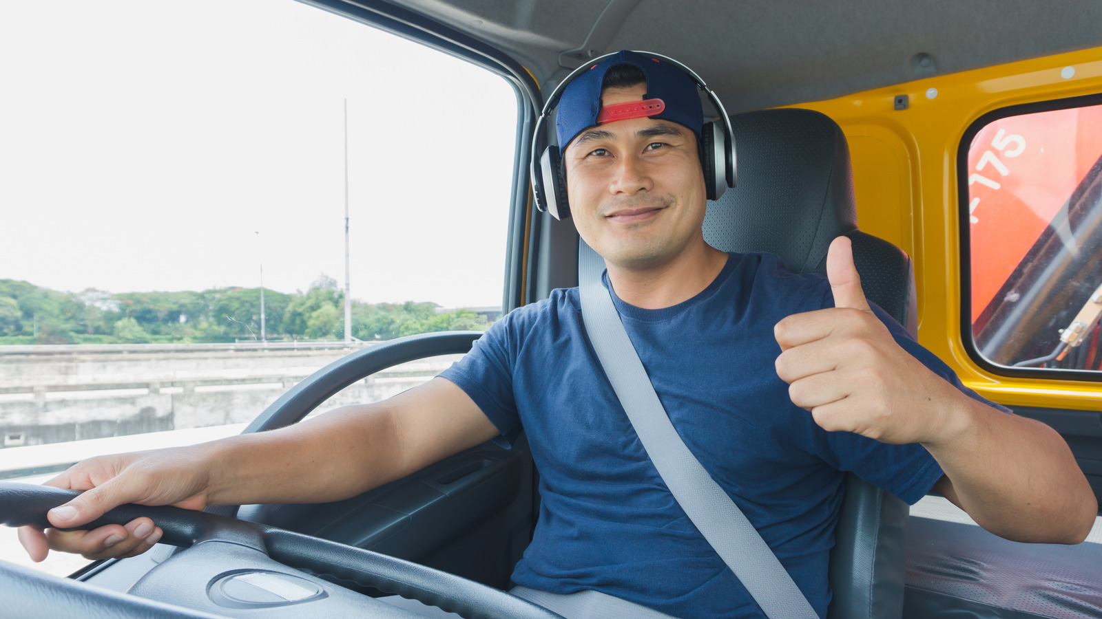 The 6 Best Headsets for Truckers in 2024 | SoundGearLab
